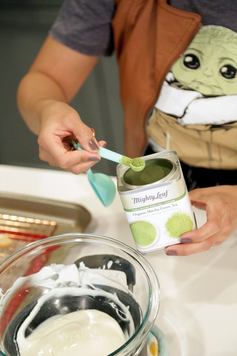 Easy and Adorable Mandalorian Baby Yoda Cookies Recipe | BIBIDI